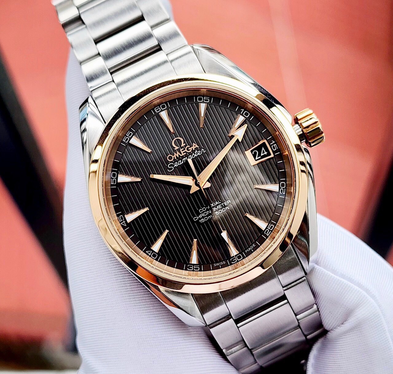 Cách nhận biết đồng hồ Omega chính hãng nhanh gọn